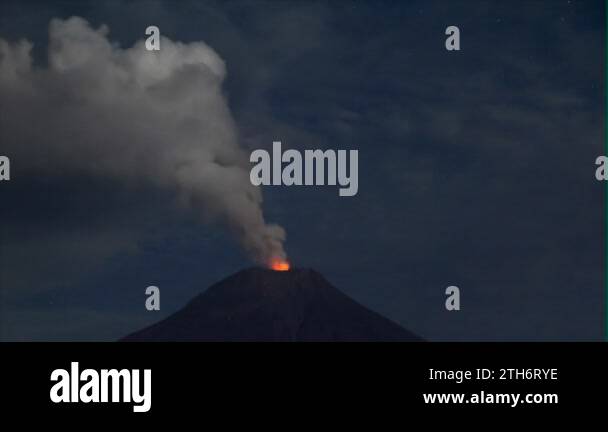 Geothermal explosion Stock Videos & Footage - HD and 4K Video Clips - Alamy