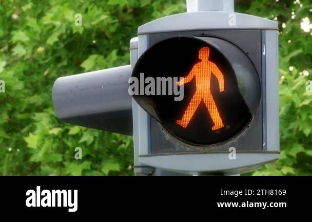 Blinking yellow traffic light Stock Video Footage - Alamy
