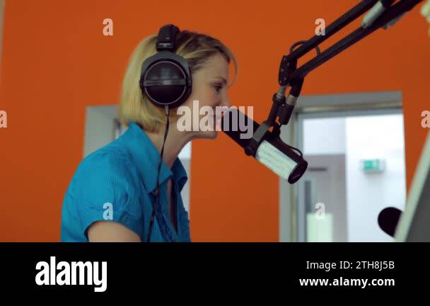 Female moderator Stock Videos & Footage - HD and 4K Video Clips - Alamy