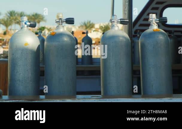 Diving instrument Stock Videos & Footage - HD and 4K Video Clips - Alamy
