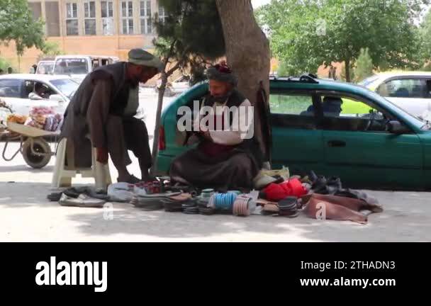 Kabul street view kabul Stock Videos & Footage - HD and 4K Video Clips ...