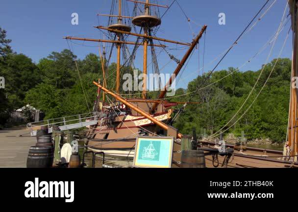 JAMESTOWN, VA: Replica of a Colonial-era ship at the Jamestown ...