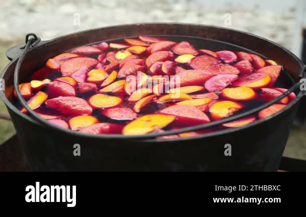 Burnished pot Stock Videos & Footage - HD and 4K Video Clips - Alamy