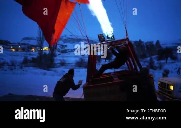 Aircraft fuel fire Stock Videos & Footage - HD and 4K Video Clips - Alamy