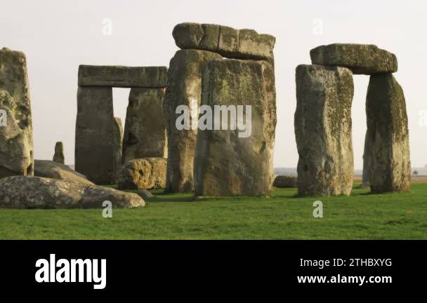 Burial mounds stonehenge Stock Videos & Footage - HD and 4K Video Clips ...
