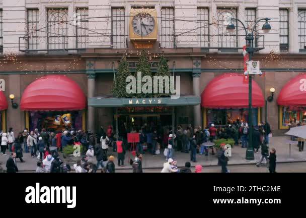 Shoppers busy christmas lights Stock Videos & Footage - HD and 4K Video ...
