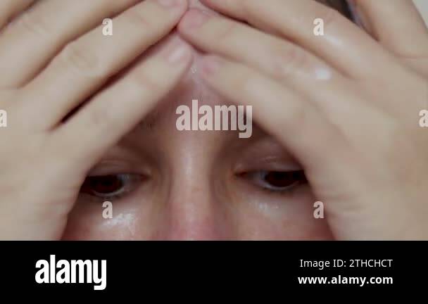 Woman frown wrinkle Stock Videos & Footage - HD and 4K Video Clips - Alamy