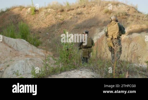 Us soldiers marines walk Stock Videos & Footage - HD and 4K Video Clips ...