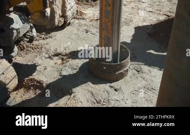Drilling pile driver Stock Videos & Footage - HD and 4K Video Clips - Alamy