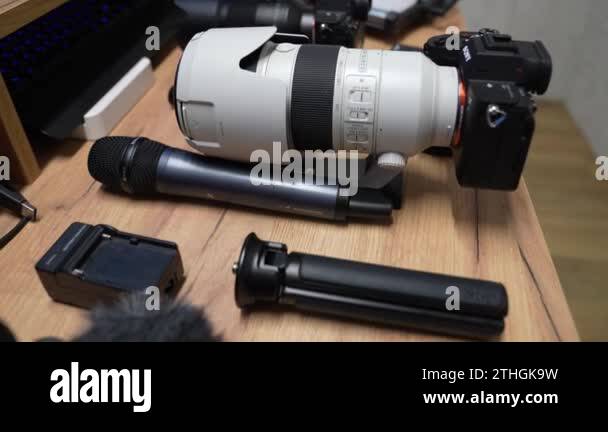 Influencer workspace Stock Videos & Footage - HD and 4K Video Clips - Alamy