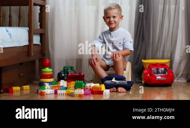 Potty training Stock Videos & Footage - HD and 4K Video Clips - Alamy