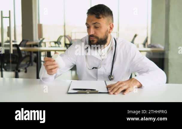 Arabian medicine Stock Videos & Footage - HD and 4K Video Clips - Alamy