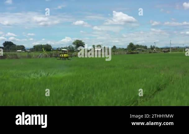 Agriculture Drone Technology AI robot for farmer to remote and spray ...