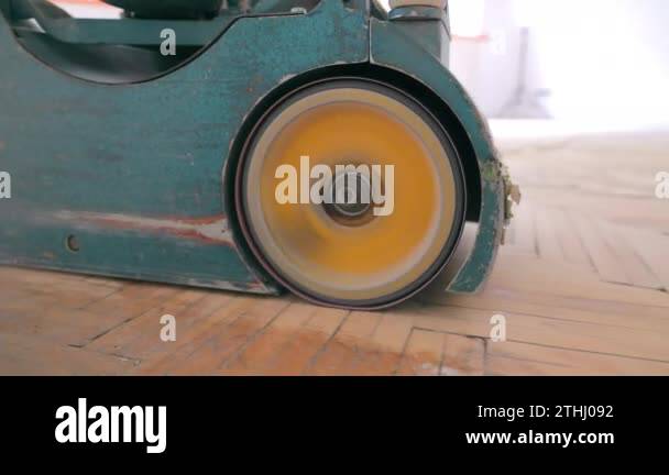Sanding parquet Stock Videos & Footage - HD and 4K Video Clips - Alamy