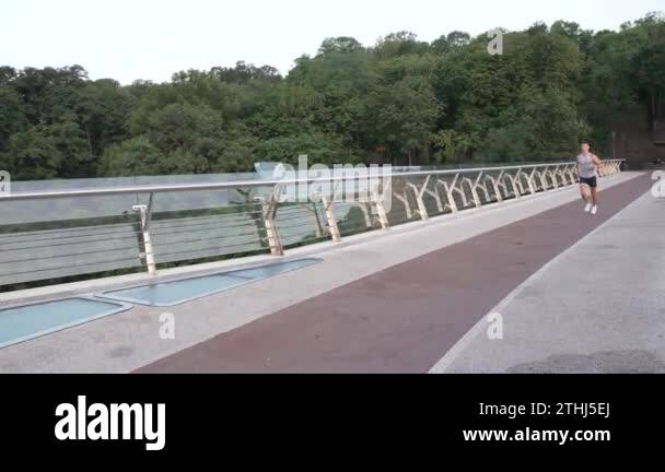 Speed runner Stock Videos & Footage - HD and 4K Video Clips - Alamy