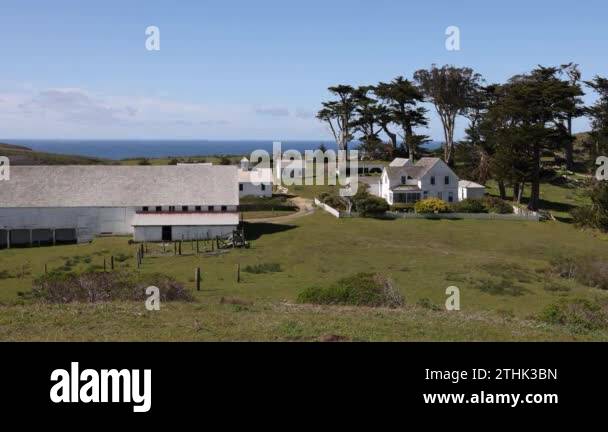 Coastal barn Stock Videos & Footage - HD and 4K Video Clips - Alamy