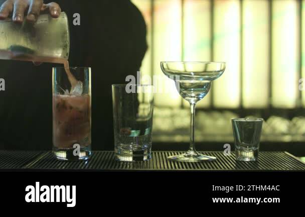 Sprite in a glass Stock Videos & Footage - HD and 4K Video Clips - Alamy