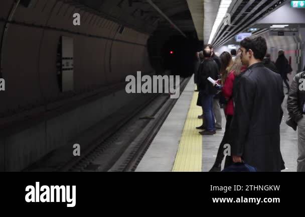 Crowd passengers wait metro Stock Videos & Footage - HD and 4K Video ...