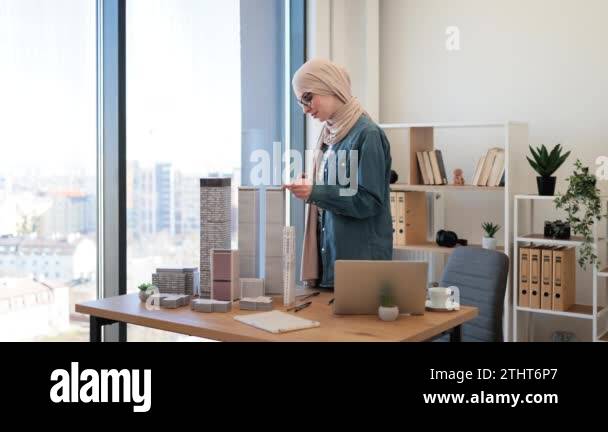 Muslim ruler Stock Videos & Footage - HD and 4K Video Clips - Alamy