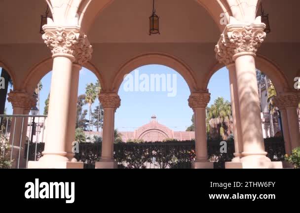 Spanish colonial revival architecture, Balboa Park, San Diego ...