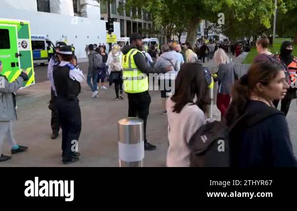 Queen elizabeth jubilee 2022 Stock Videos & Footage - HD and 4K Video ...