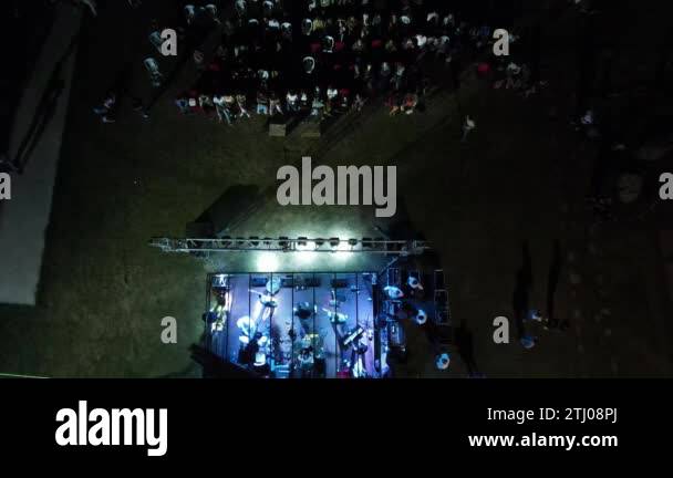 Performer audience outdoor Stock Videos & Footage - HD and 4K Video ...