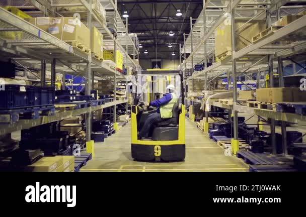 Operator loading Stock Videos & Footage - HD and 4K Video Clips - Alamy