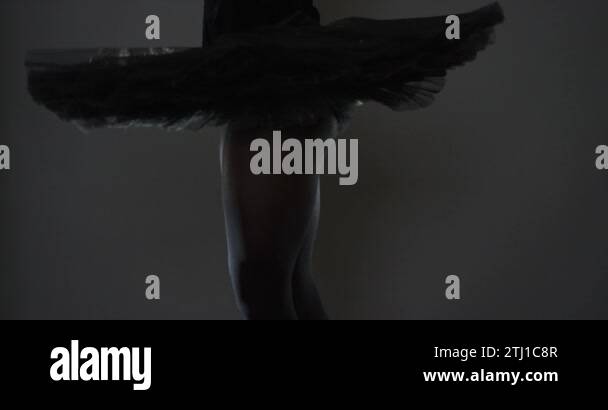 Ballet turning Stock Videos & Footage - HD and 4K Video Clips - Alamy