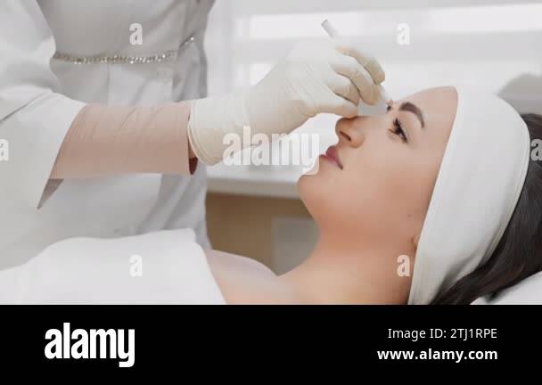 The procedure for marking and preparing for the injection of Botox ...
