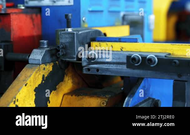Cutting mechanisms Stock Videos & Footage - HD and 4K Video Clips - Alamy