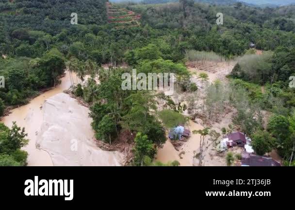 Flood scene Stock Videos & Footage - HD and 4K Video Clips - Alamy