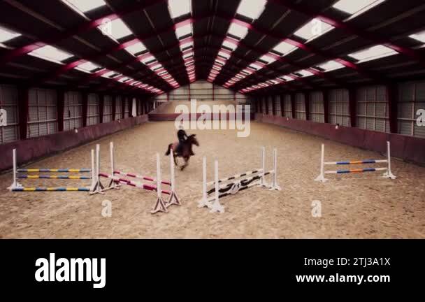 Equestrian jump Stock Videos & Footage - HD and 4K Video Clips - Alamy