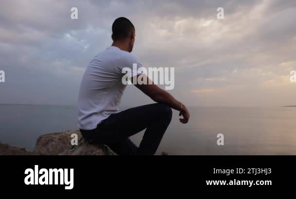 Dramatic life Stock Videos & Footage - HD and 4K Video Clips - Alamy