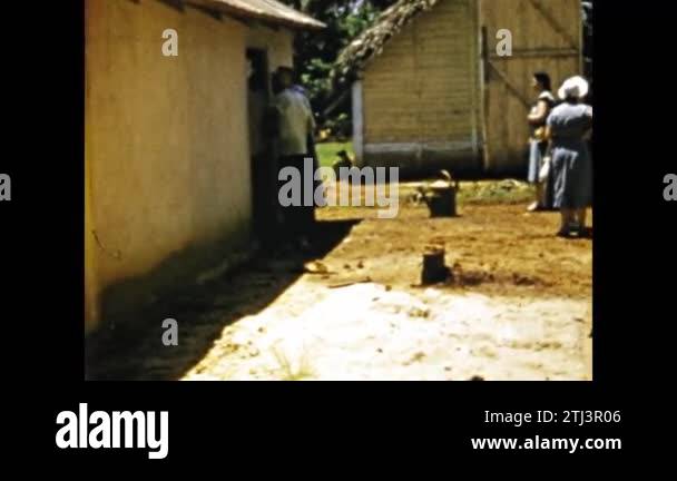 Havana, Cuba june 1951: Tourists visit an old house in countryside and ...