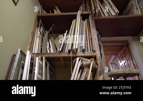 Shelving boards Stock Videos & Footage - HD and 4K Video Clips - Alamy