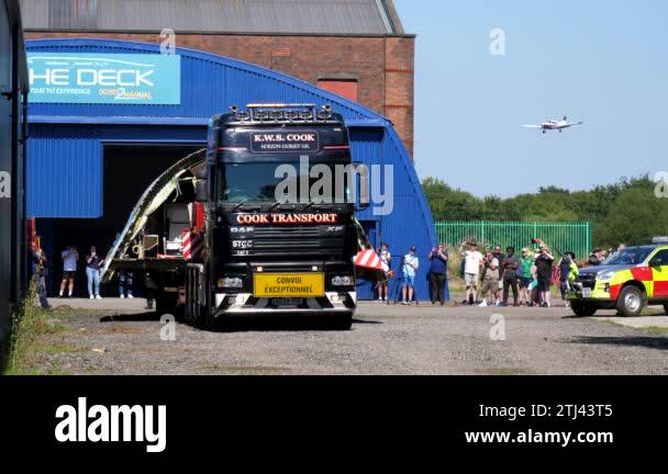 Abnormal load Cook Transport truck carrying cockpit and upper deck of ...