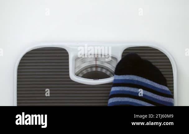 84 lbs Stock Videos & Footage - HD and 4K Video Clips - Alamy