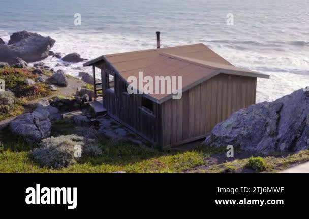 A secluded cabin by the beach at Steep Ravine, perfect for a romantic ...