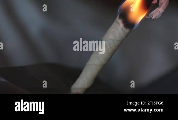 Ear wax removal Stock Videos & Footage - HD and 4K Video Clips - Alamy