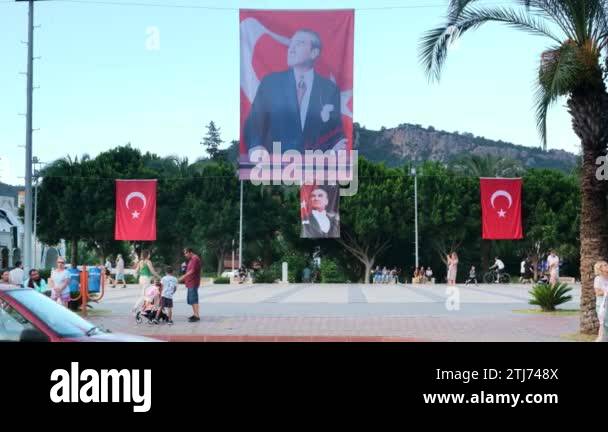 KEMER, TURKEY - SEPTEMBER, 2022: View of the central square at sunset ...