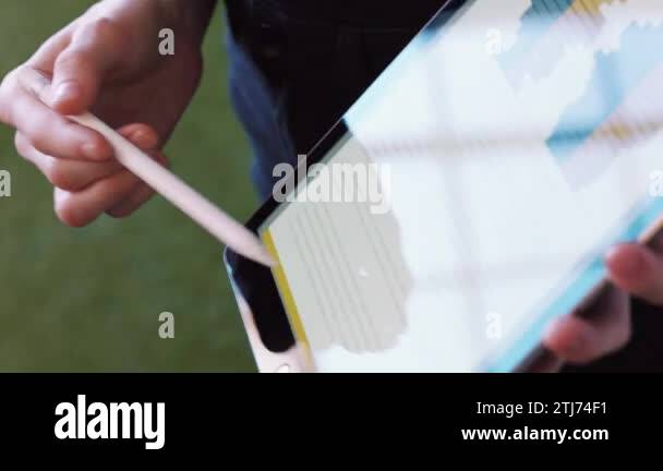 Zoom data Stock Videos & Footage - HD and 4K Video Clips - Alamy