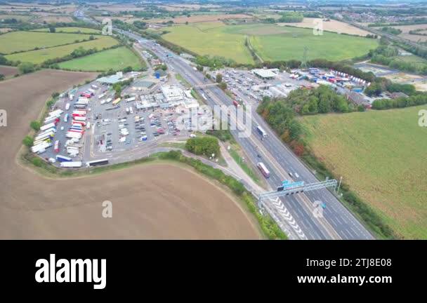 UK, England - 07th September, 2022: Beautiful Footage of British ...