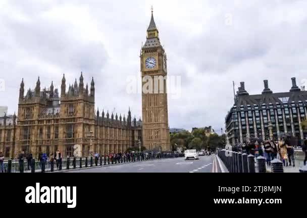 Beautiful Big Ben Hyperlapse London view in the sunny morning. The ...