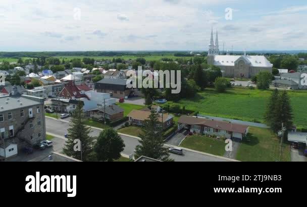 The st jacques tower Stock Videos & Footage - HD and 4K Video Clips - Alamy