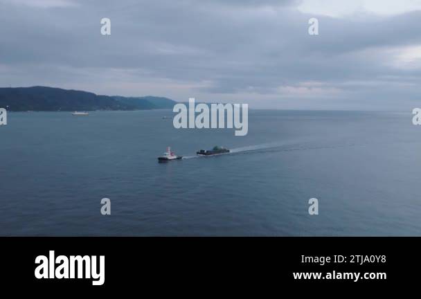 Coastal tug Stock Videos & Footage - HD and 4K Video Clips - Alamy