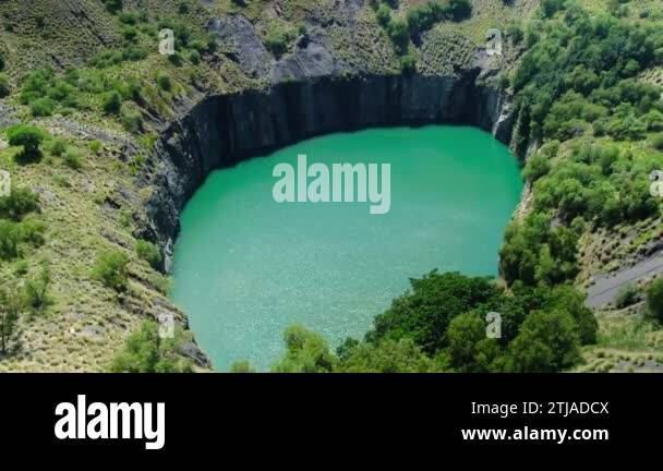 The Big hole, in Kimberley, a historical landmark . Historic Kimberly ...
