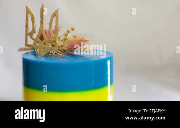 cake in form of Ukrainian flag yellow and blue layer process of making ...