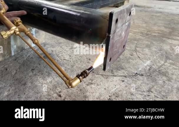 Fire torch Stock Videos & Footage - HD and 4K Video Clips - Alamy