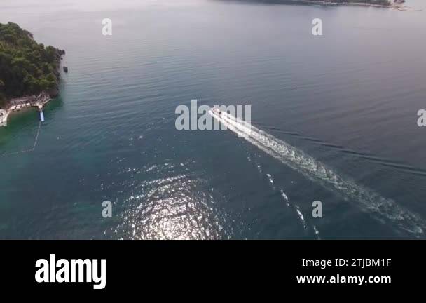 Drone sea boat trail Stock Videos & Footage - HD and 4K Video Clips - Alamy