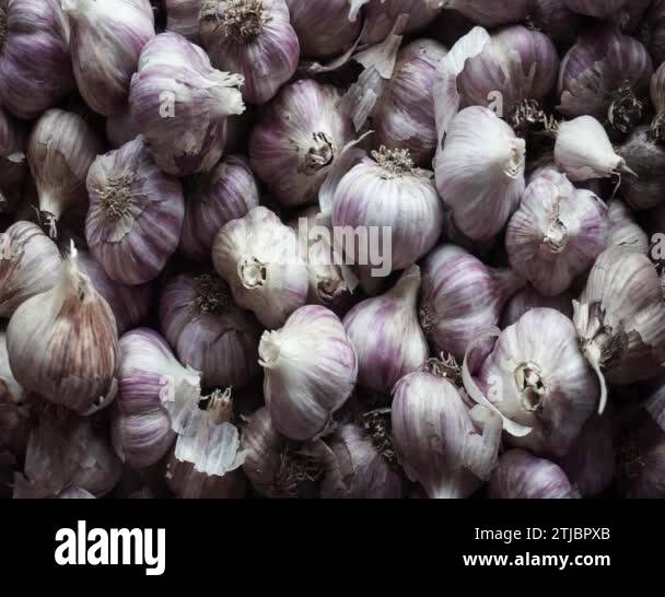 Garlic in husk on Stock Videos & Footage - HD and 4K Video Clips - Alamy